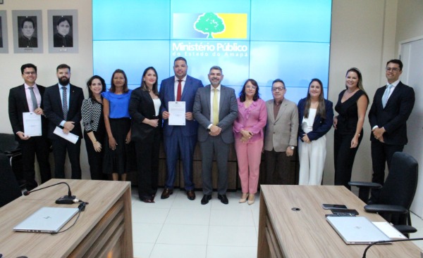 Conselho Superior do MP-AP empossa membros por remoção e promoção para ...